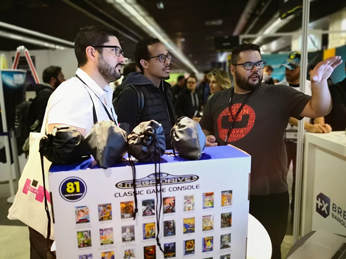 Join Couchbase at Red Hat Summit in Boston and Win!